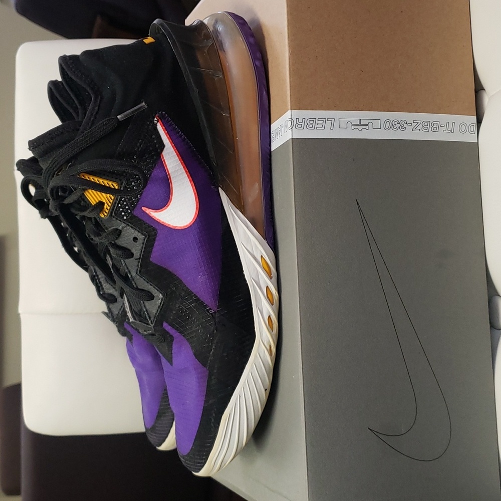 Nike Lebron Xviii Low Basketball Shoes Size 12 - Gem